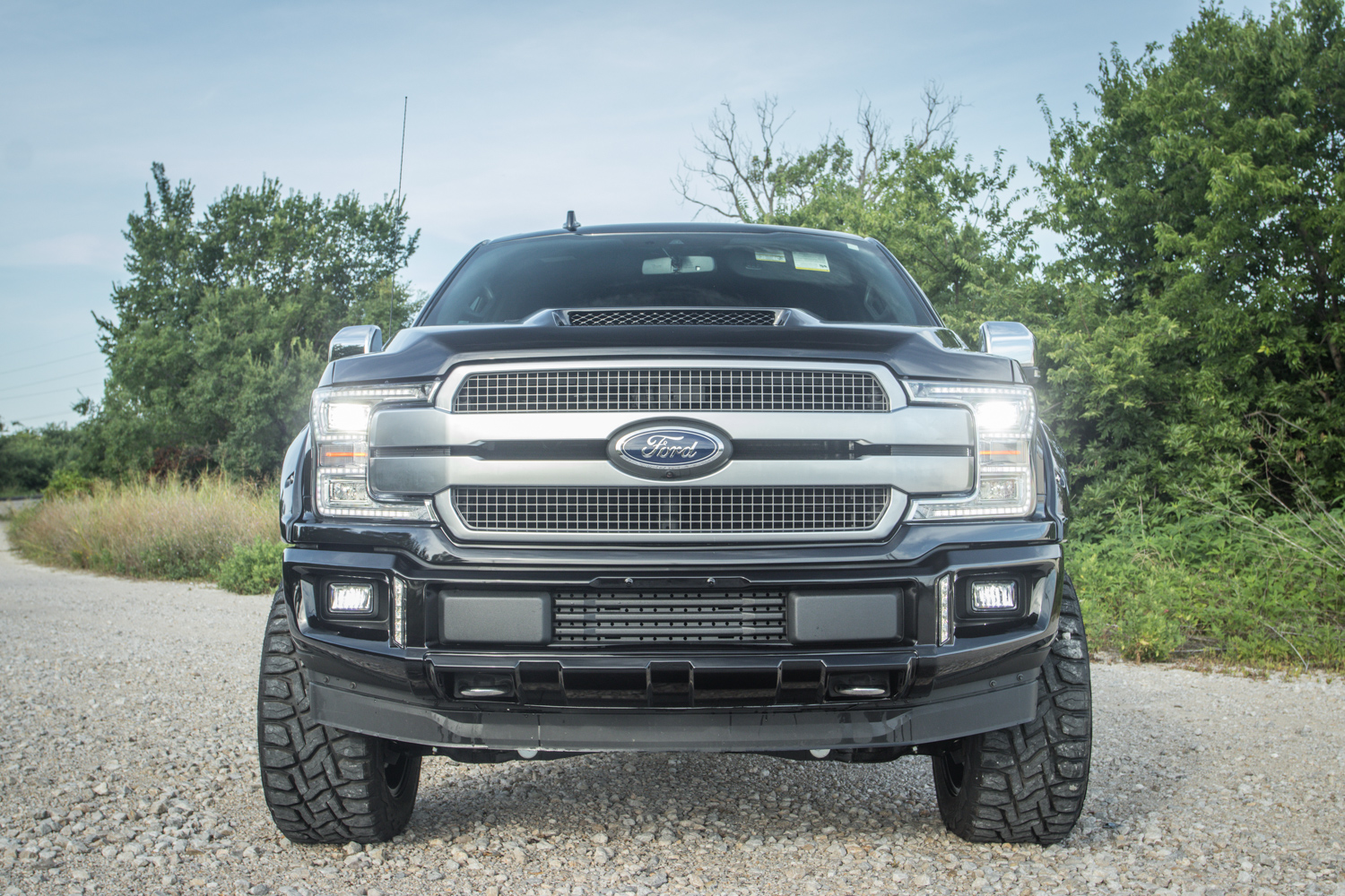 Ford F-150 Roush Supercharger with Aero Skin body and Pro Comp Lift Kit