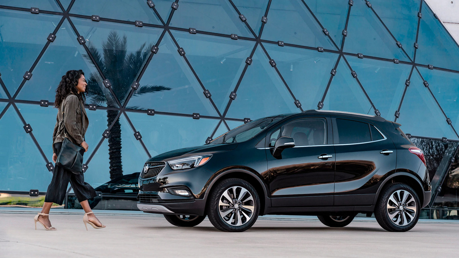 Buick Encore Vs Chevrolet Equinox Which Compact Suv Reigns Supreme