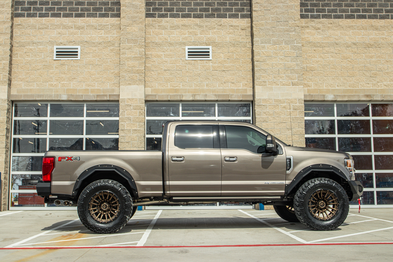 2020 Ford F-250 Limited Fab Fours 40 No Lift Open Fender System