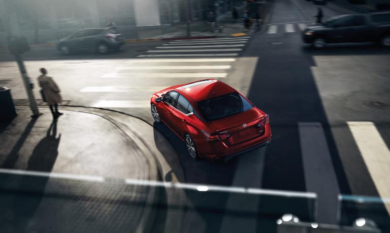 2020 Nissan Altima vs. 2020 Nissan Maxima: What Are the Differences?