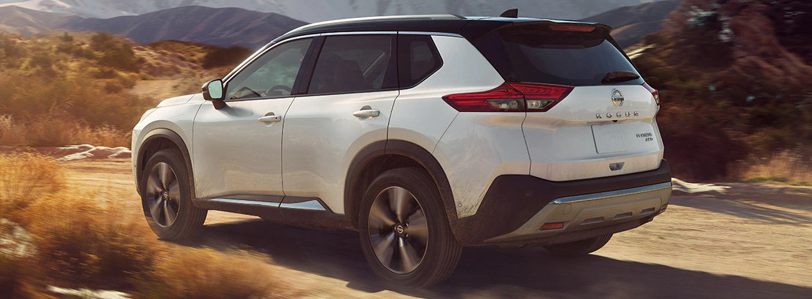 2021 Nissan Rogue vs 2021 Mitsubishi Outlander Sport near Washington, DC