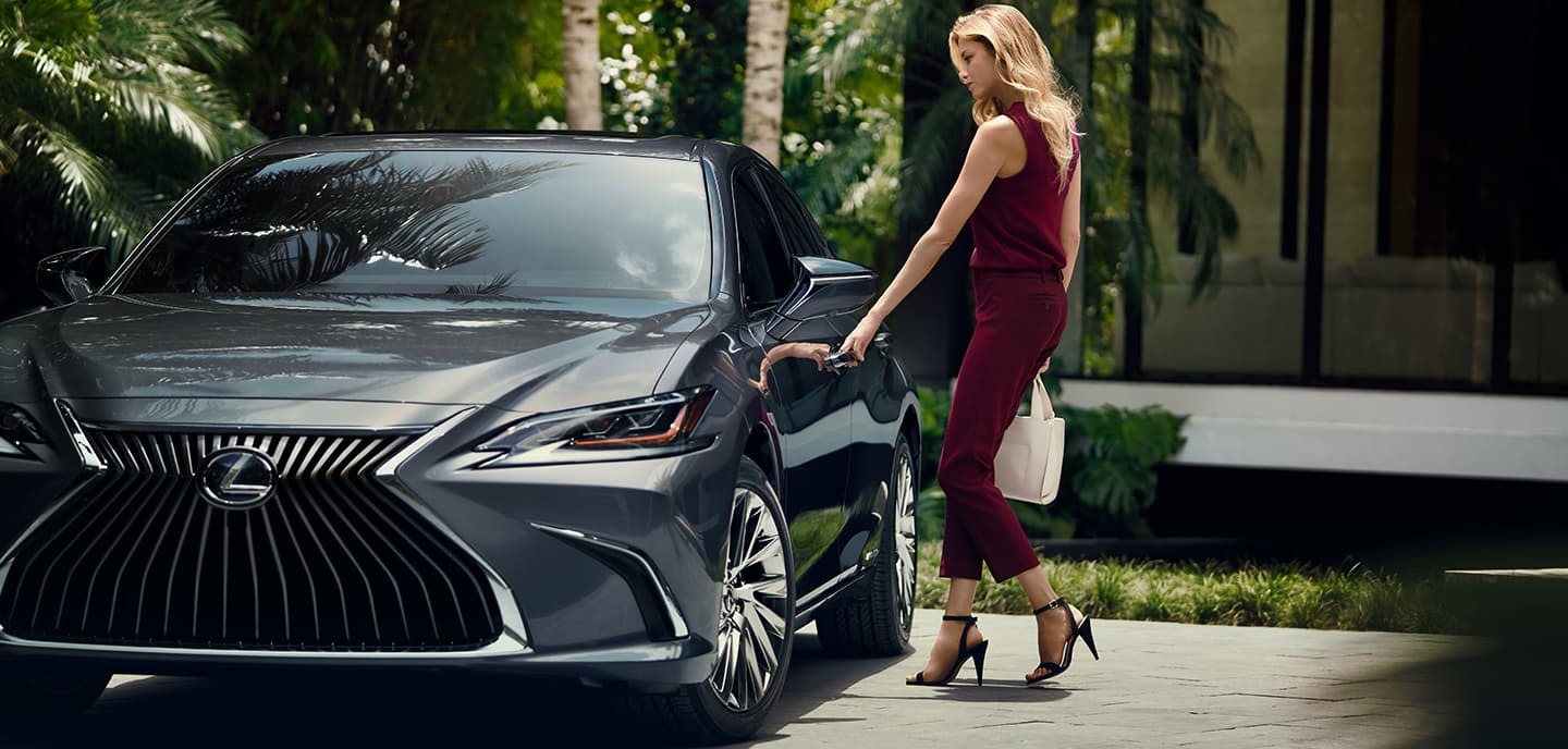 2021 Lexus ES 350 vs 2021 ES 250 near Alexandria, VA