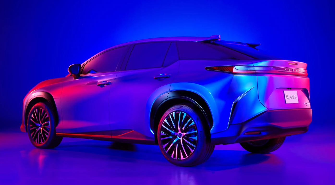 Lexus RZ 450e First Look in Smithtown, NY - Lexus of Smithtown