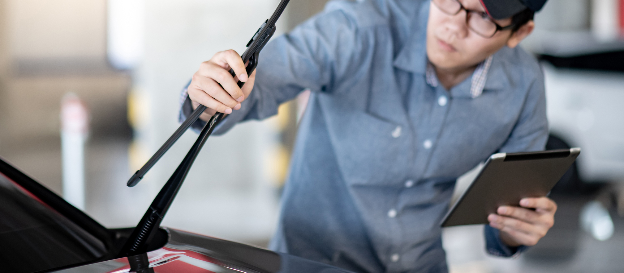 Windshield Wiper Replacement in Chicago, IL - McGrath Lexus of Chicago