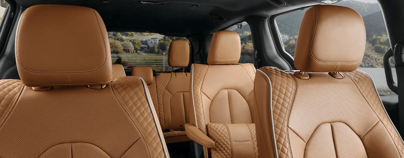 Picking a Chrysler Pacifica | Minivans for Sale Near Leduc, AB