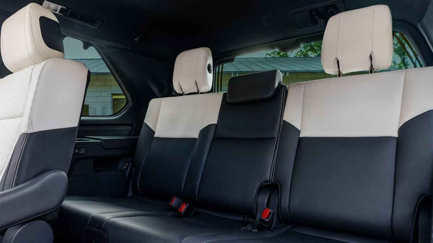 2023 Toyota Sequoia Key Features in Kansas City, MO, 64114 - Molle Toyota