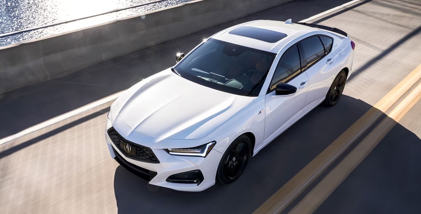 Acura TLX 2023 vs Cadillac CT5 2023 en Chantilly, VA - Pohanka Acura Español