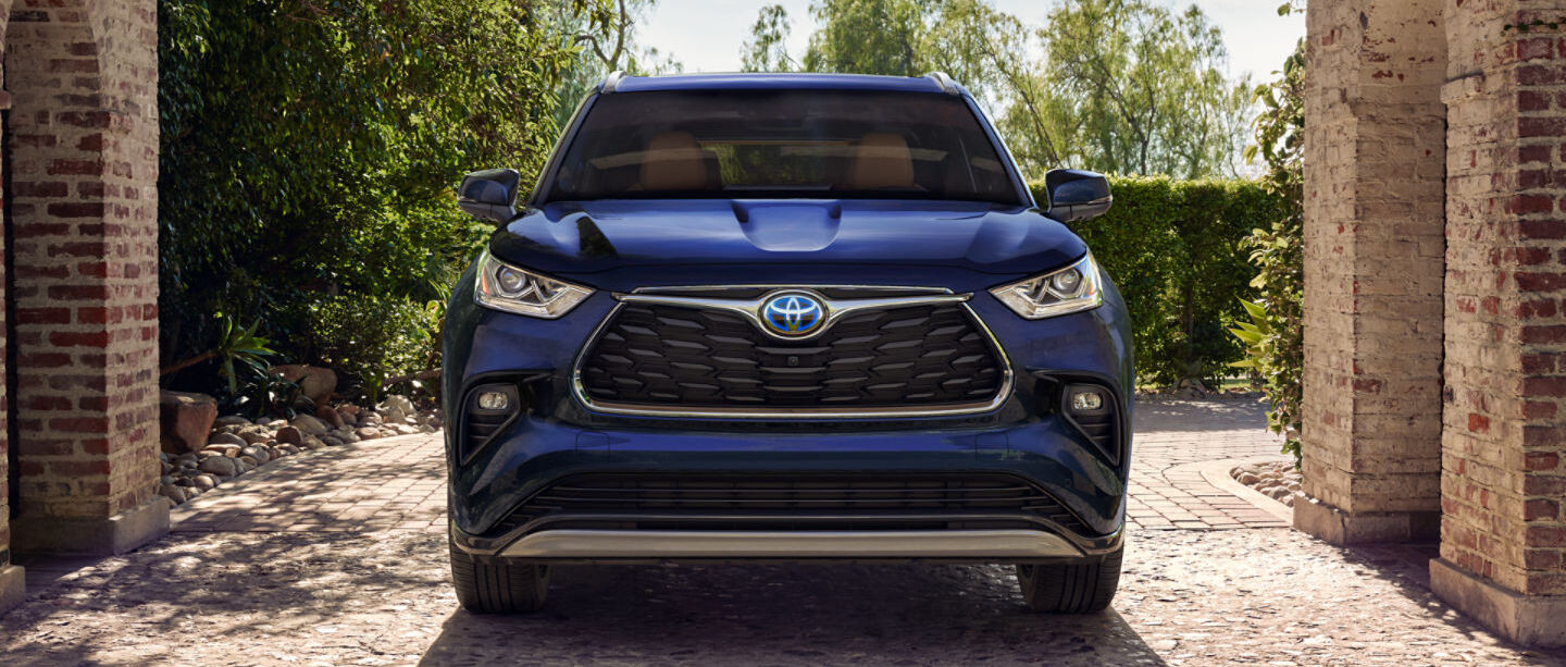 2023 Toyota Highlander Hybrid Key Features near Toledo, OH - Thayer Toyota