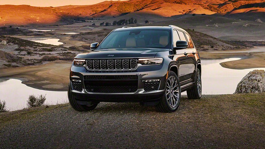 The 2021 Jeep Grand Cherokee Laredo: Reliable in The City and Country ...