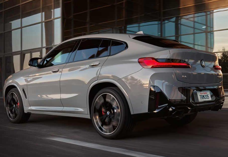 2023 BMW X4 Key Features near Peoria, AZ - Arrowhead BMW
