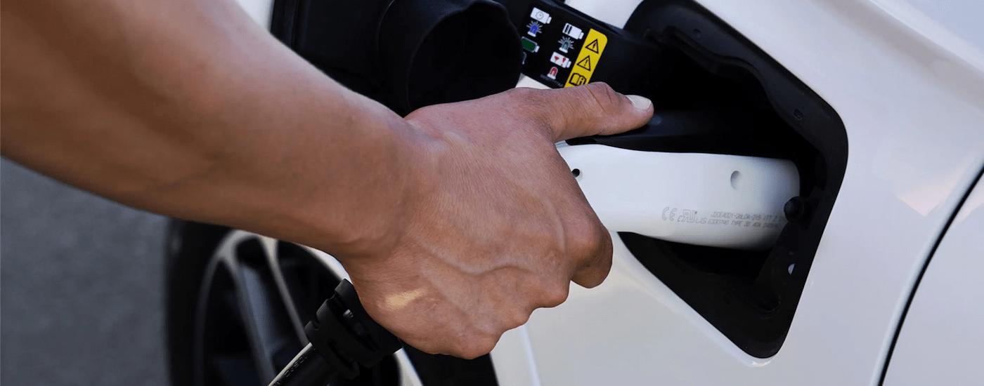 Getting to Know the Grand Cherokee 4xe PHEV - Drive Edmonton