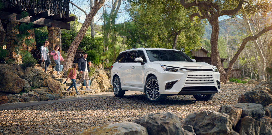 2024 Lexus TX First Look near Huntington, NY - Lexus of Smithtown
