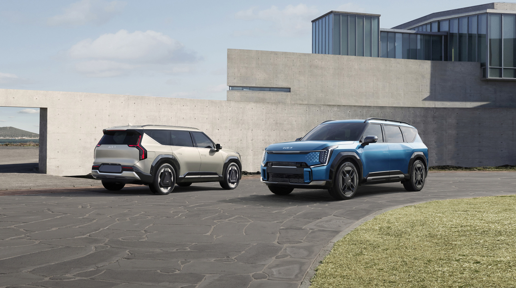 Everything You Need to Know About the All-New, All-Electric Kia EV9 in ...