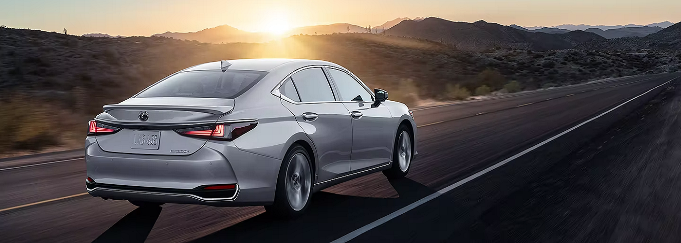 2024 Lexus ES 300h for Sale near East Hampton, NY - Lexus of Southampton