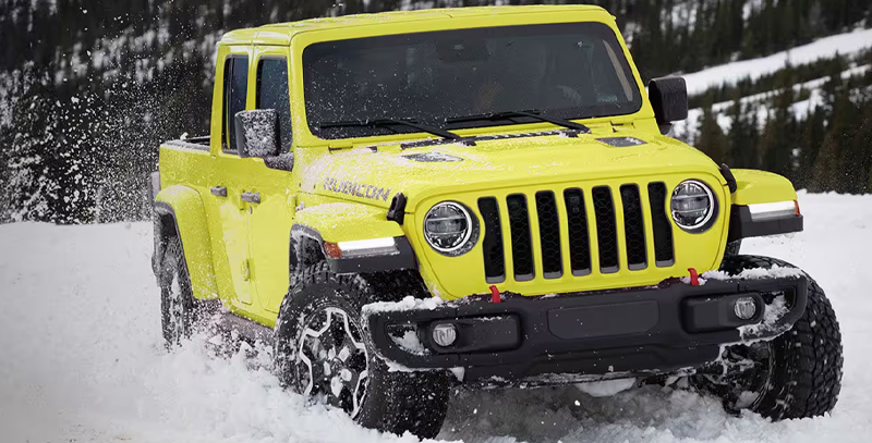 Jeep Wrangler vs. Jeep Cherokee: Choosing the Right Model for You ...