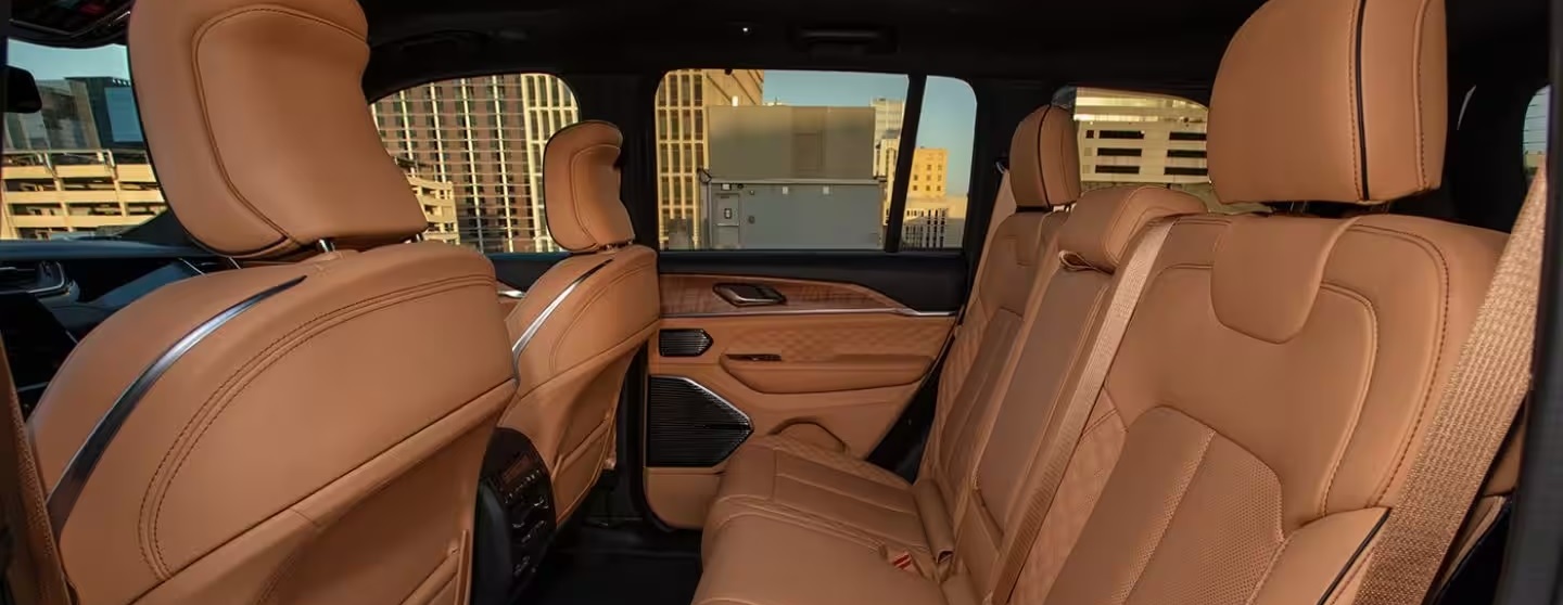 2024 Jeep Grand Cherokee Lease in Virginia, MN - Waschke Family CDJR