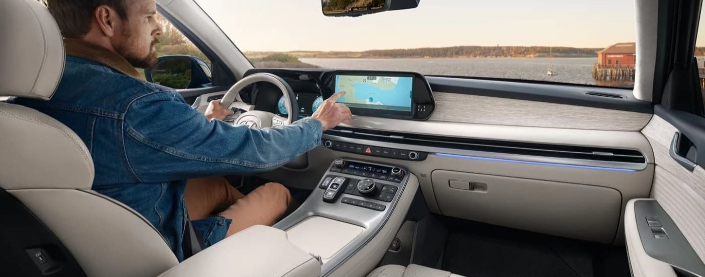 How Do the Hyundai Palisade and the Kia Telluride Compare? - Drive Edmonton