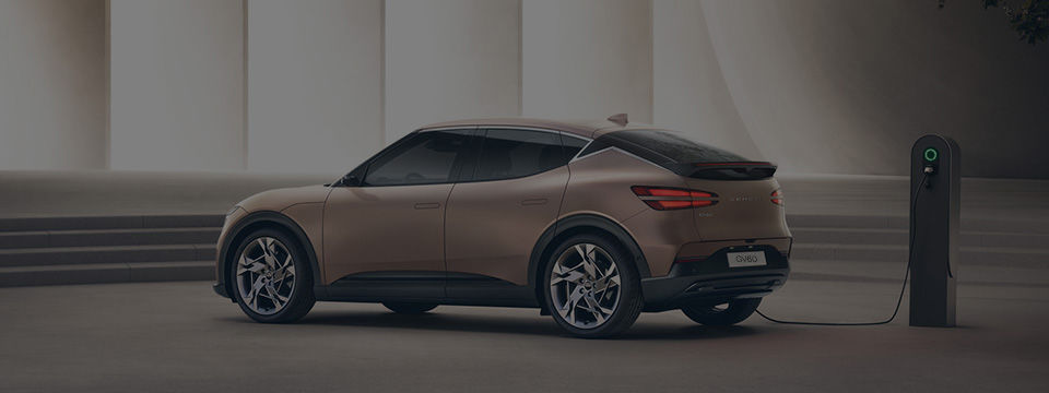 2024 Genesis GV60 vs 2024 Audi Q4 e-tron - Delray Genesis