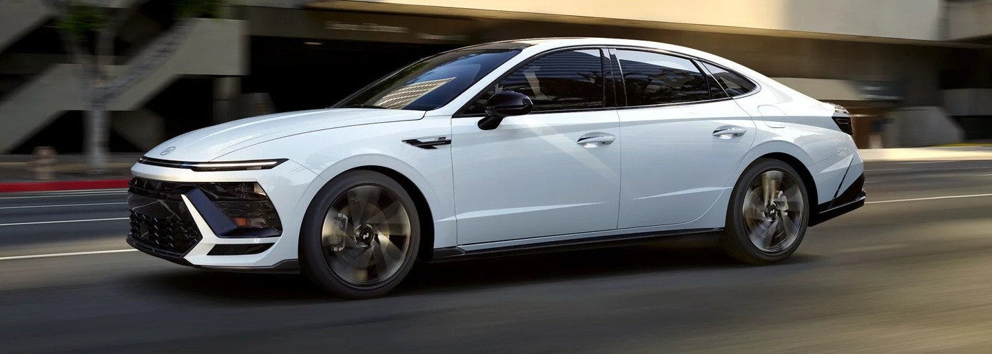 Hyundai SONATA 2024 vs Toyota Camry 2024 en Capitol Heights, MD ...