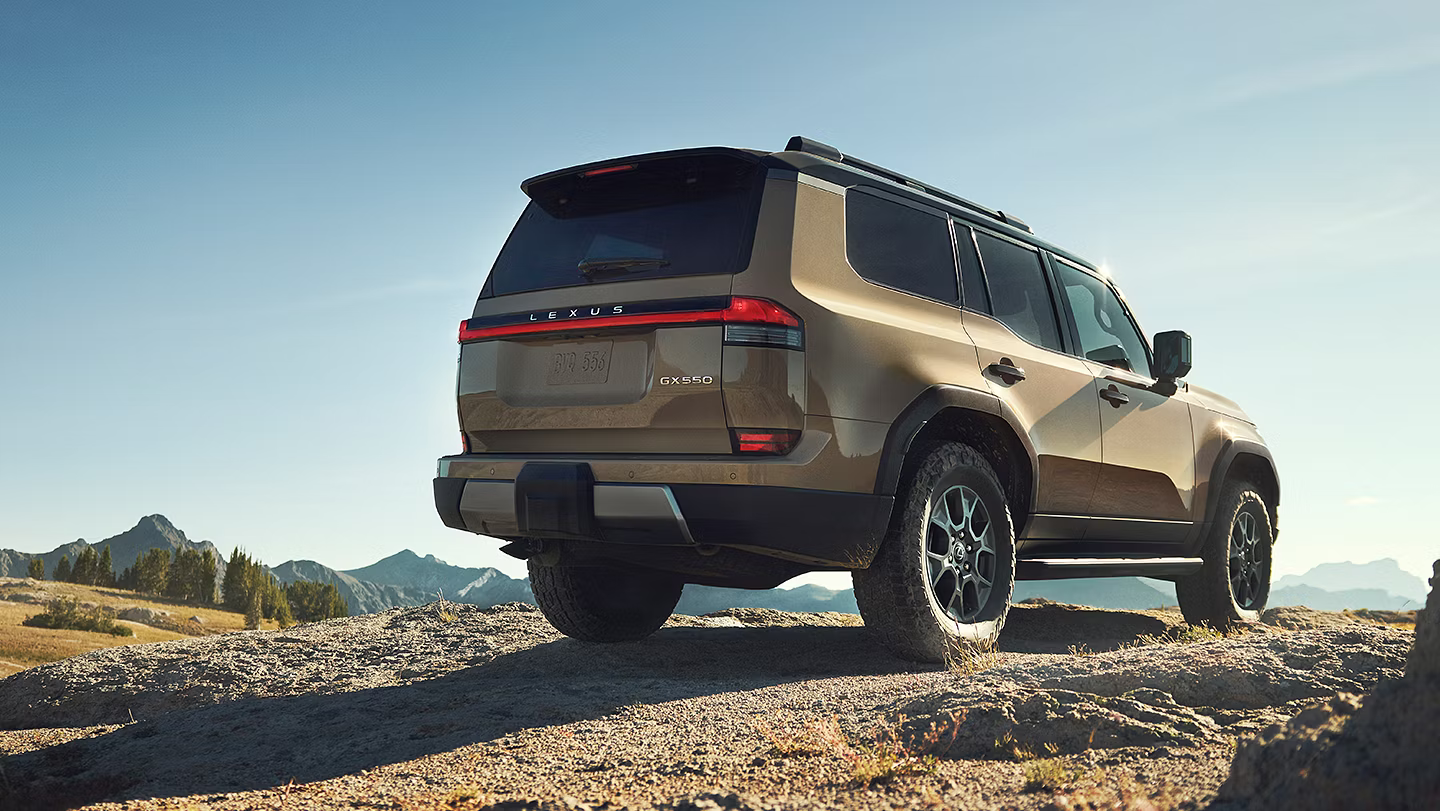 The Lexus GX 550 VS Toyota 4Runner | Lexus of Monmouth