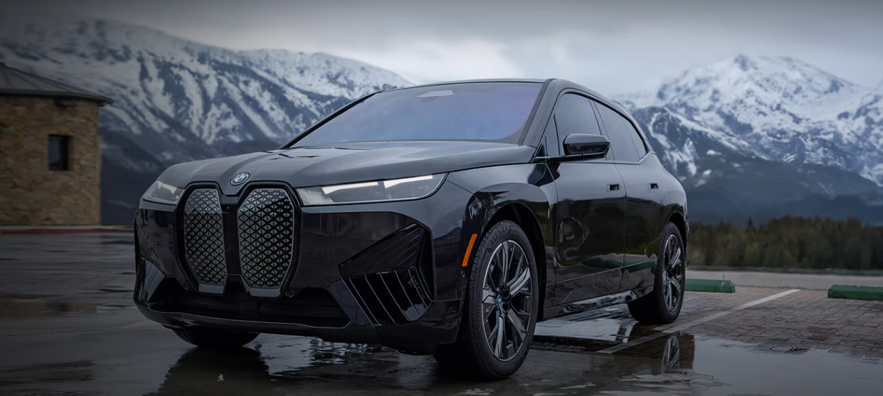 Bmw suv range store