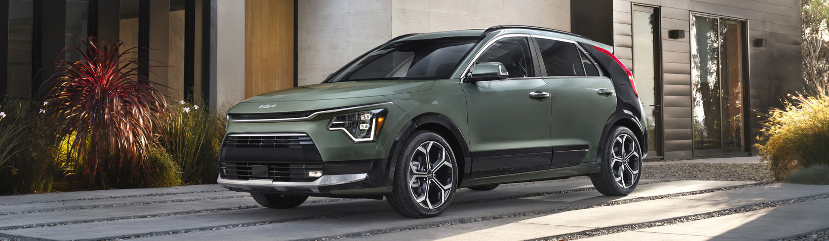 2025 Kia Niro for Sale near Cleveland OH Halleen Kia