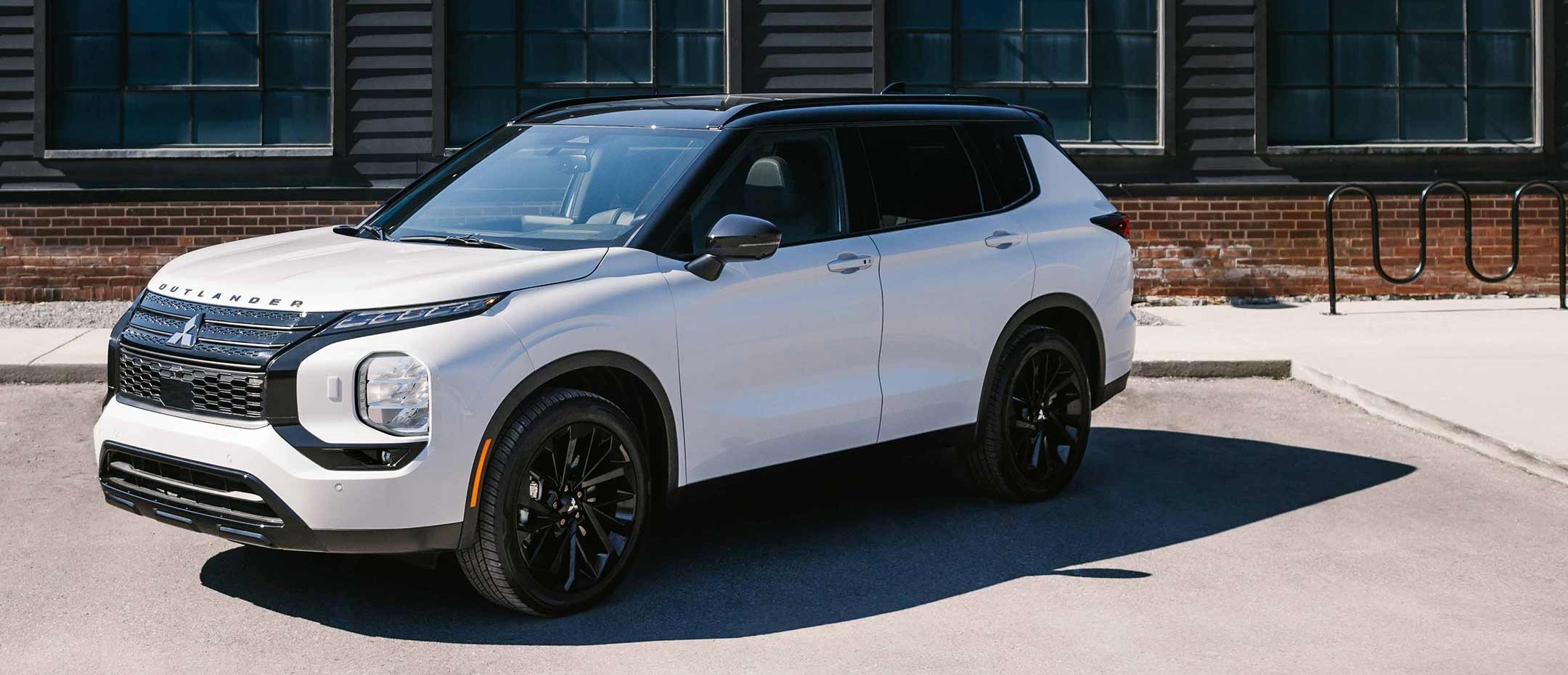 2024 Mitsubishi Outlander SE Overview near Worcester, MA - Midstate ...