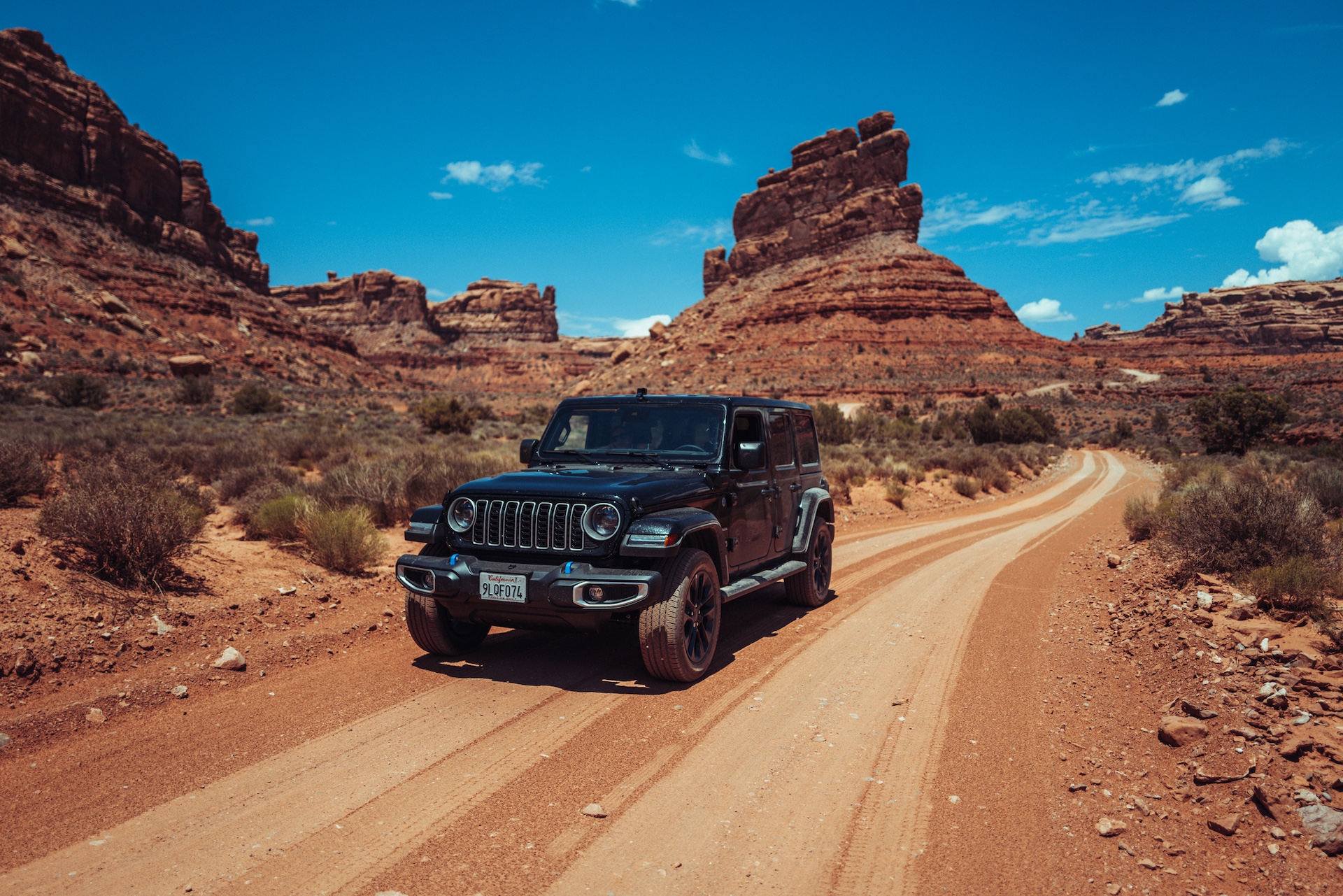 AutoTrader Canada Awards 2025 Best Adventure Vehicles Title to Jeep ...