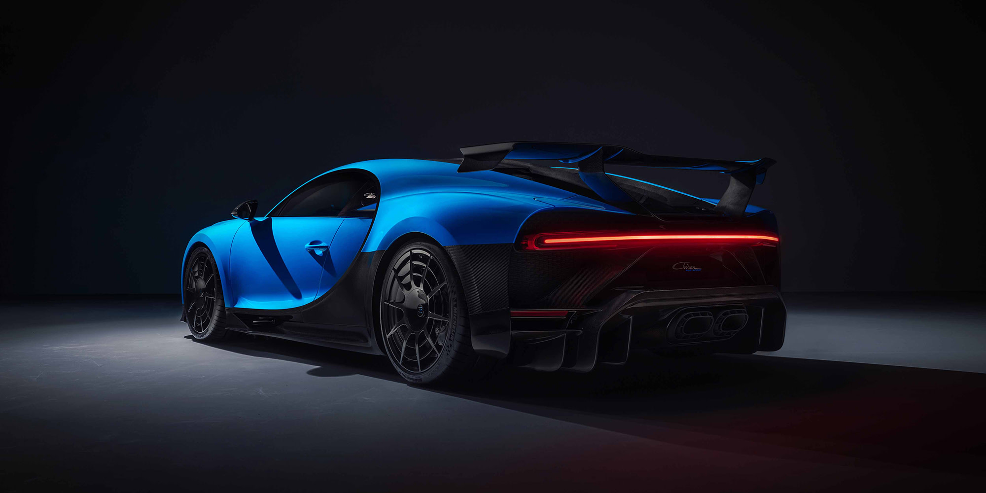 BUGATTI | Discover CHIRON Pur Sport