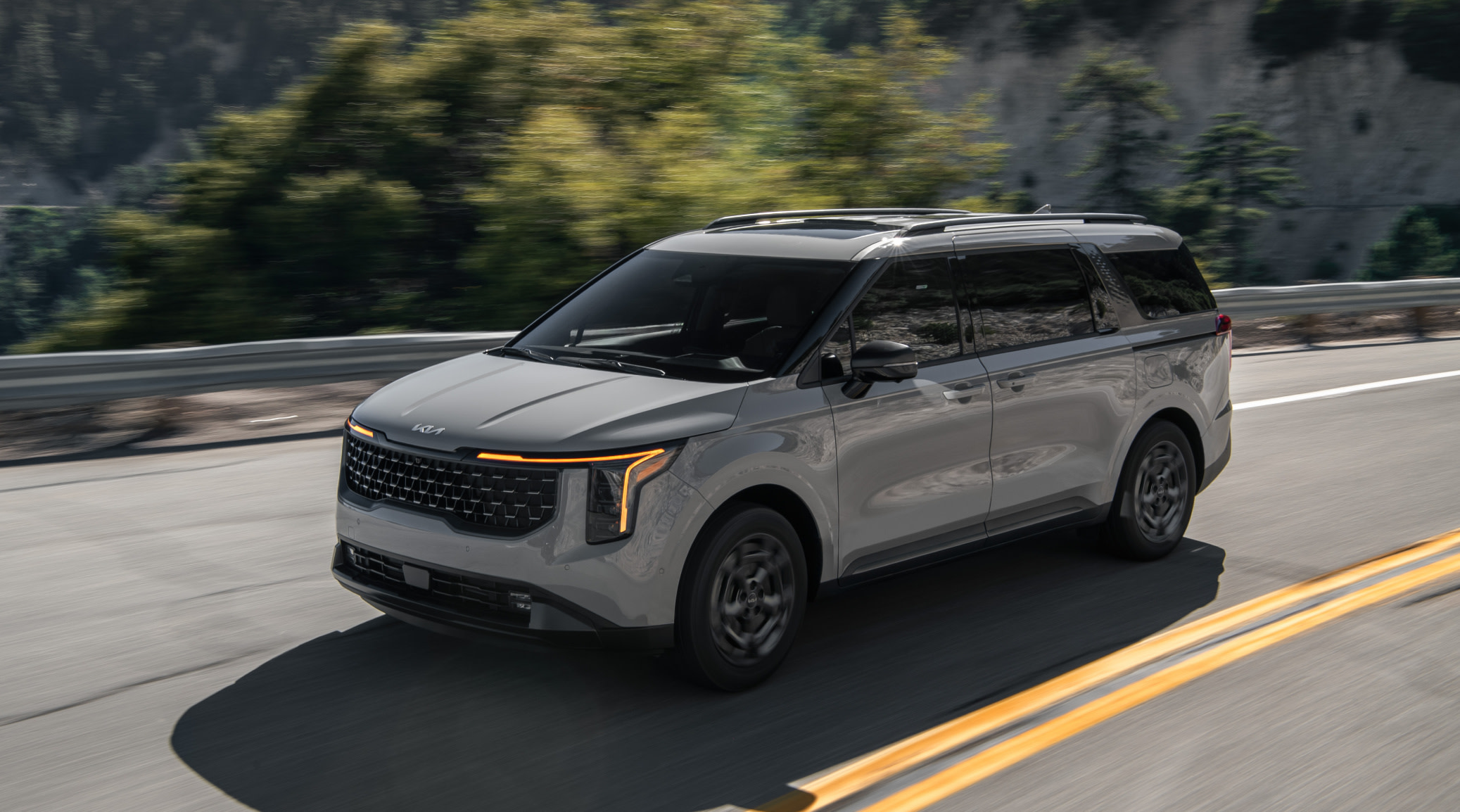 A Full Trim Comparison Of The 2025 Kia Carnival: LX, EX, SX, and SX ...