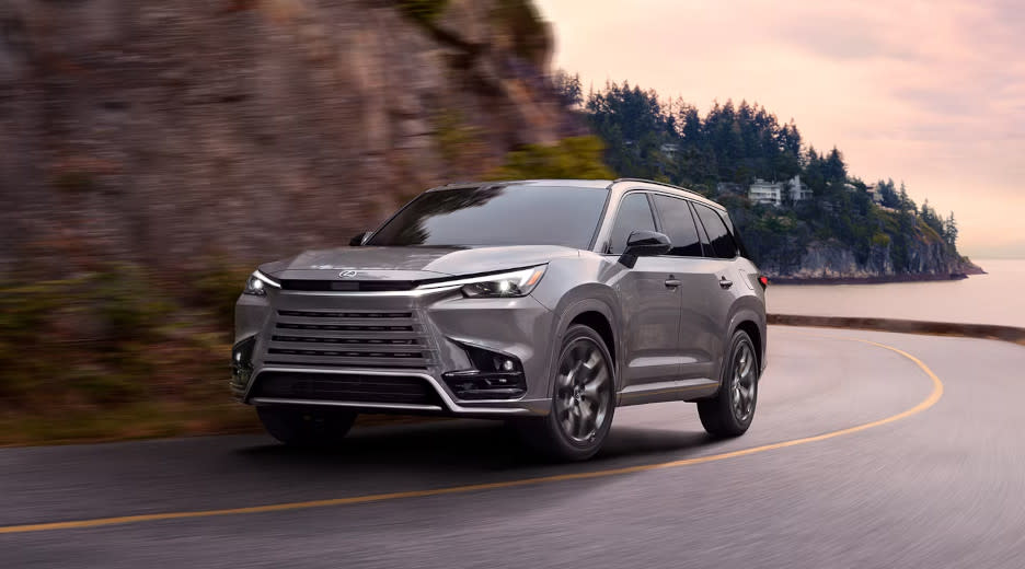 2024 Lexus TX 550h+ In-Depth Review